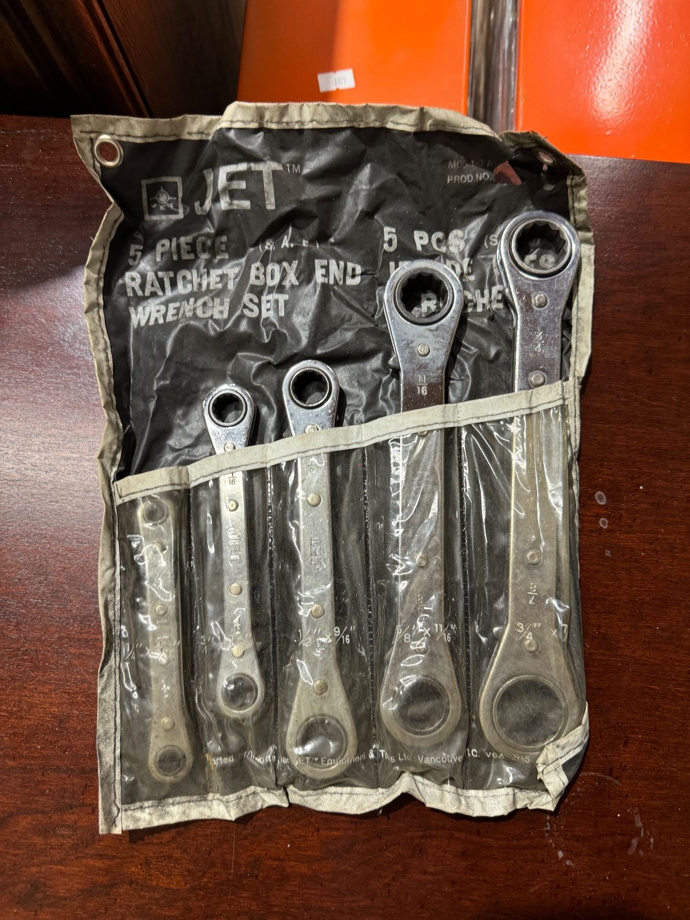 Jet five piece, ratchet box and wrench set
