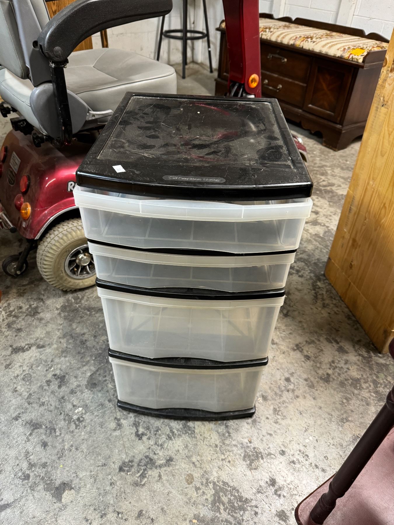 Gracious living storage drawers