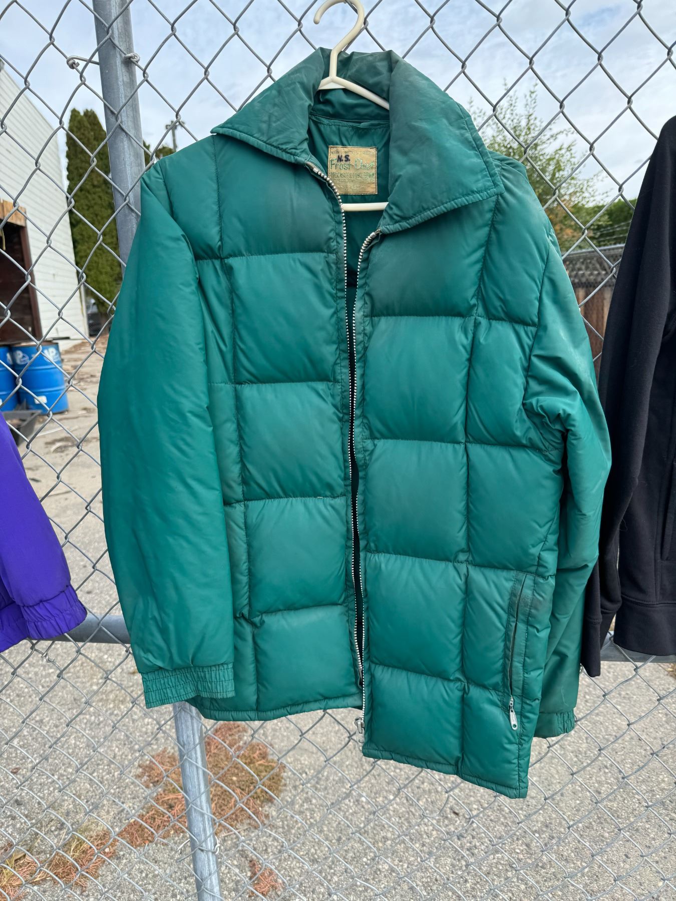 Frost, chief hundred percent waterfowl down jacket size not shown
