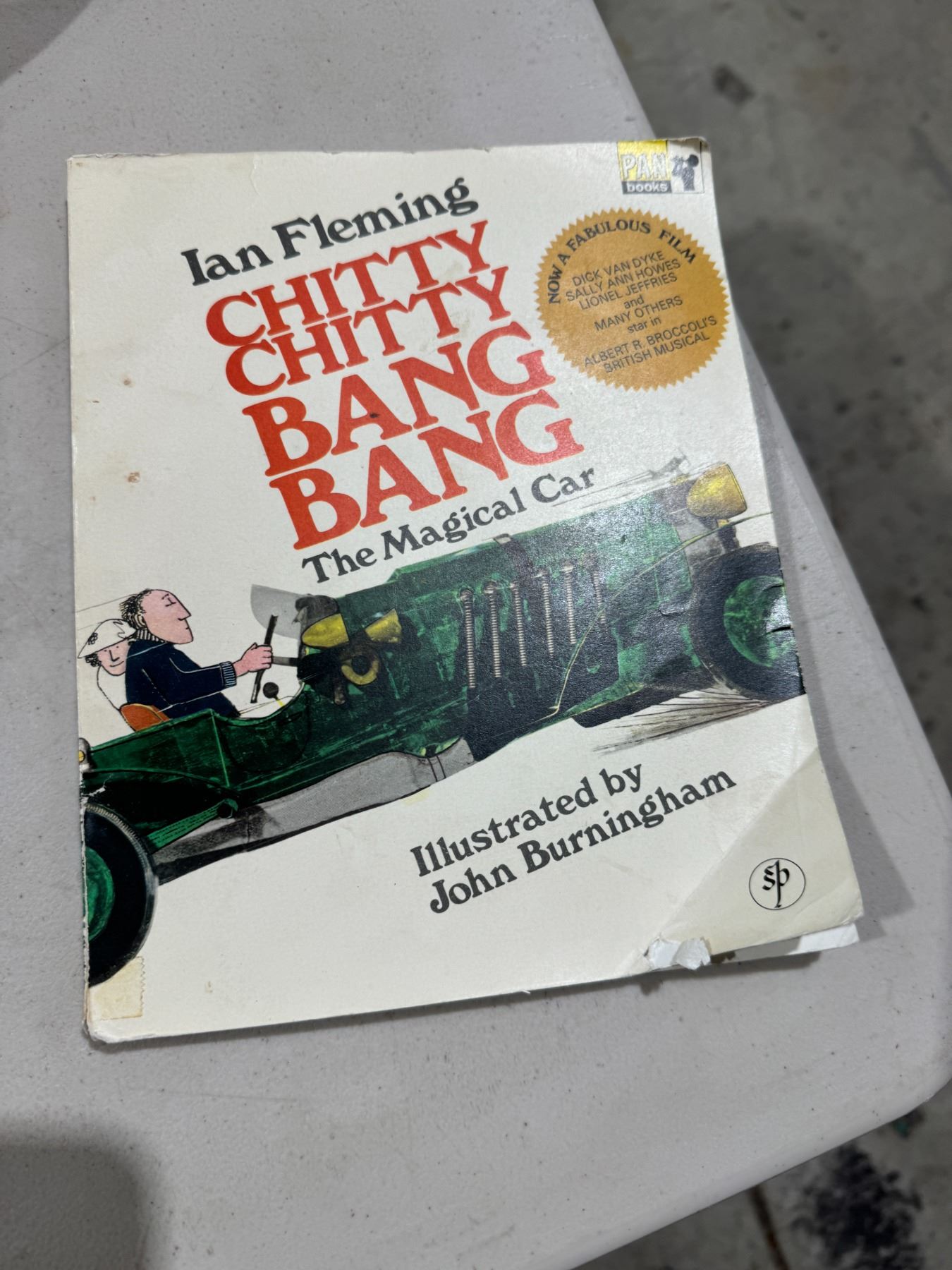 Ian Fleming, Chitty Chitty Bang Bang, the magical car book