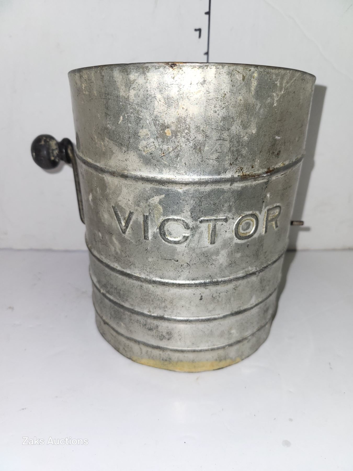 1 Vintage Four Sieve