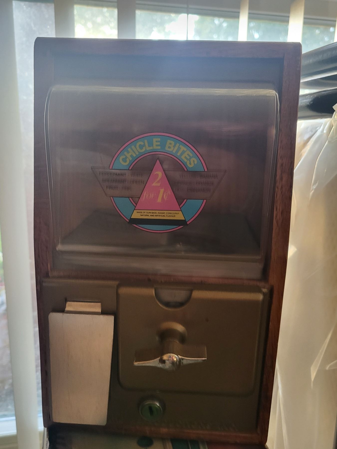 Vintage Chicle Bites Countertop Gumball Vending Machine