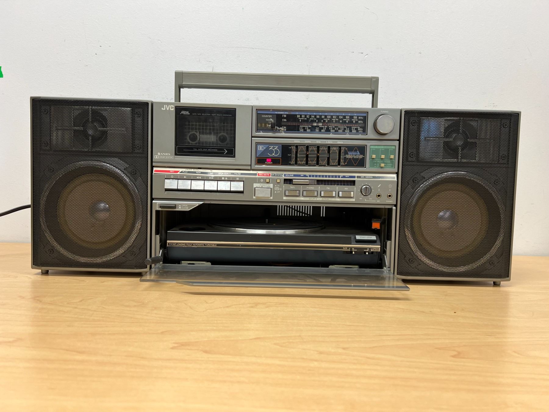 Vintage JVC DC-33 Turntable Boombox - see description