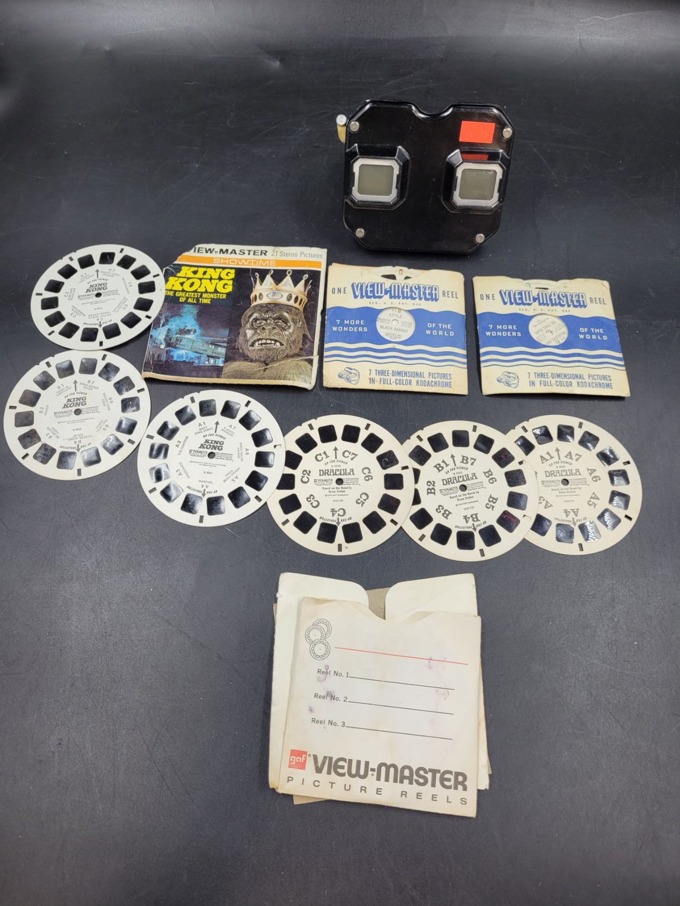 Vintage Bakelite View Master and Reels