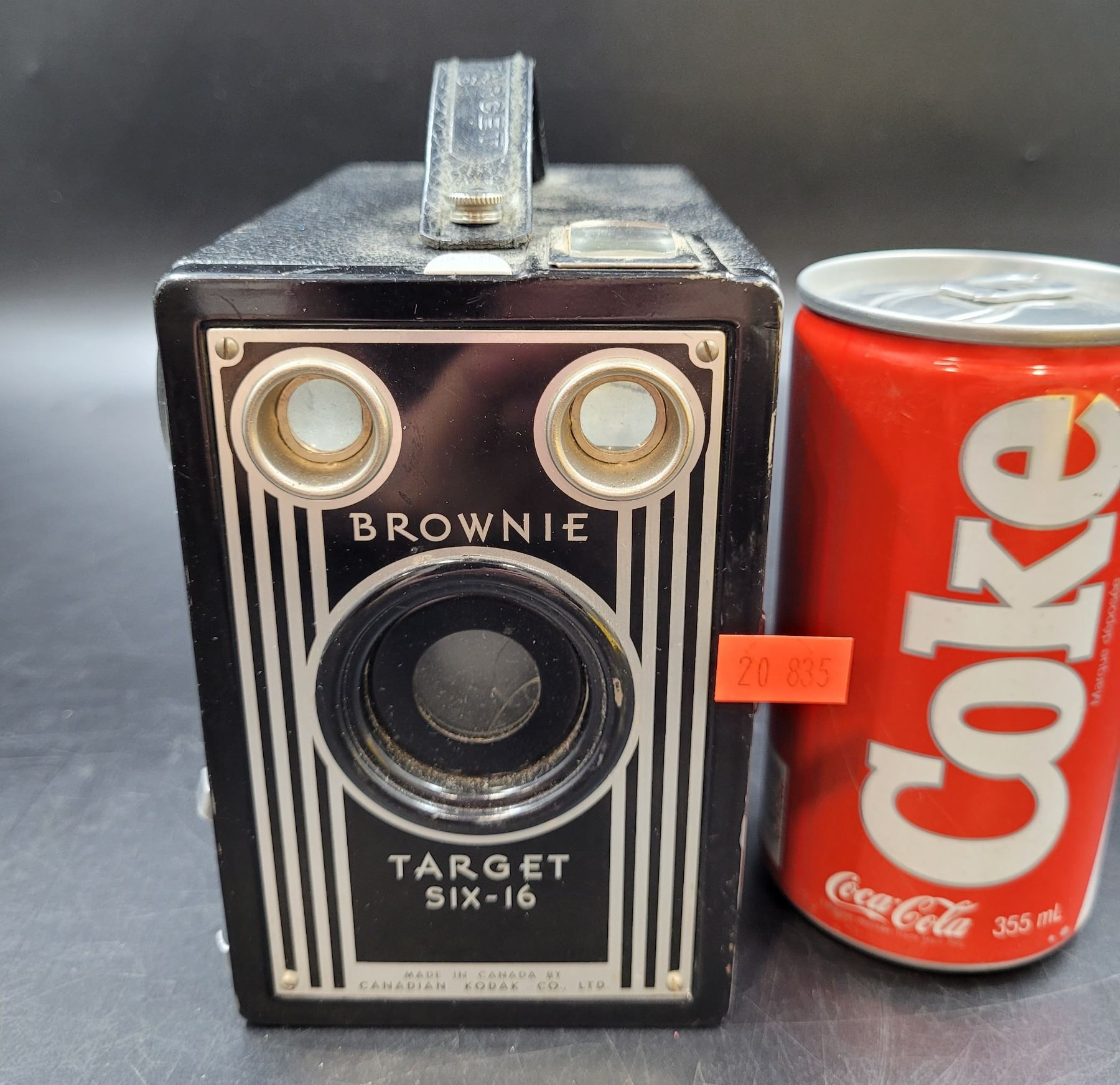 Vintage Kodak Brownie Target Six-16 Box Camera
