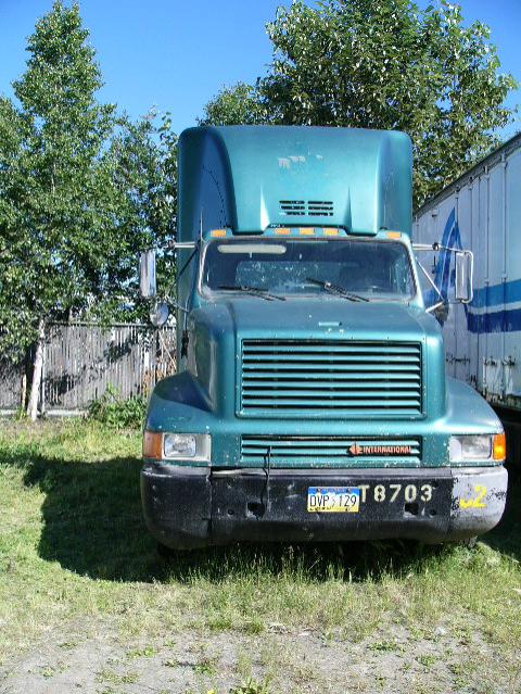 1989 International tractor with air sets, Fuller road ranger 9 speed ...