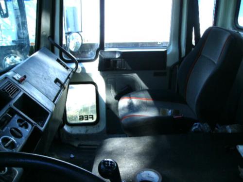 1988 Volvo diesel FE6 13 cab over truck with 24' box with back lift ...