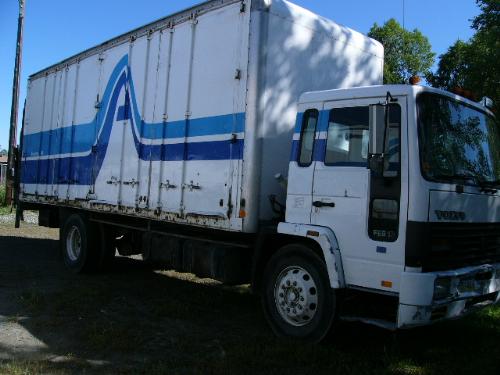 1988 Volvo diesel FE6 13 cab over truck with 24' box with back lift ...