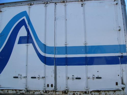 1988 Volvo diesel FE6 13 cab over truck with 24' box with back lift ...