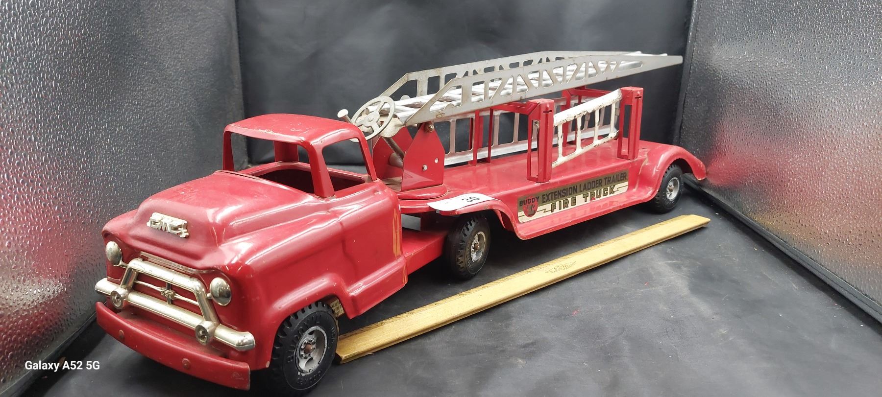 Pressed steel Buddy L fire truck 25" late 50s/early 60s