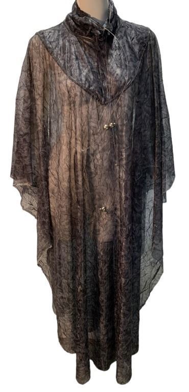 Cleopatra 2525 (2000-2001) - Cleopatra 'Cleo' Long Flowing Cape