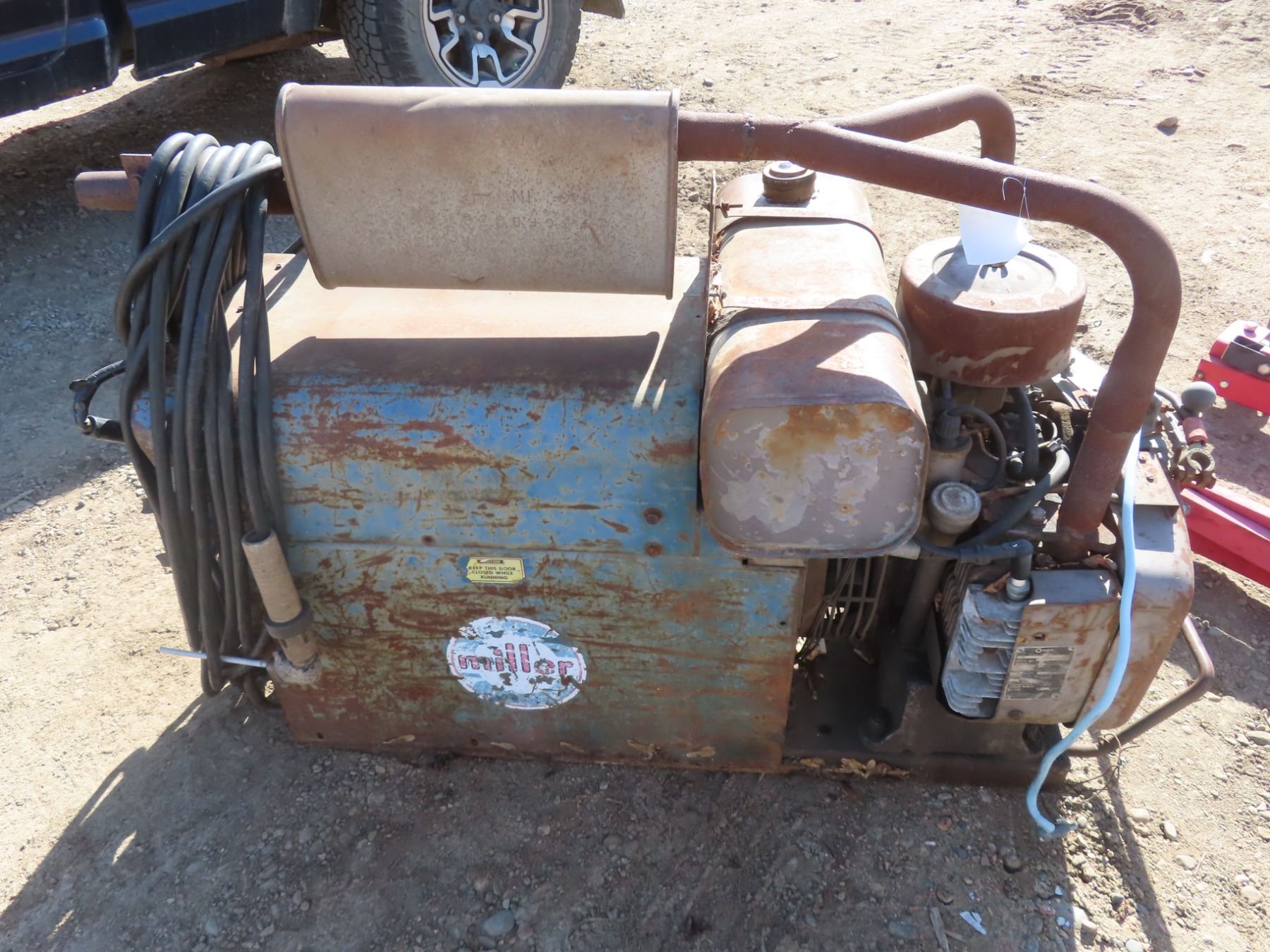 working condition miller gas powered welding machine