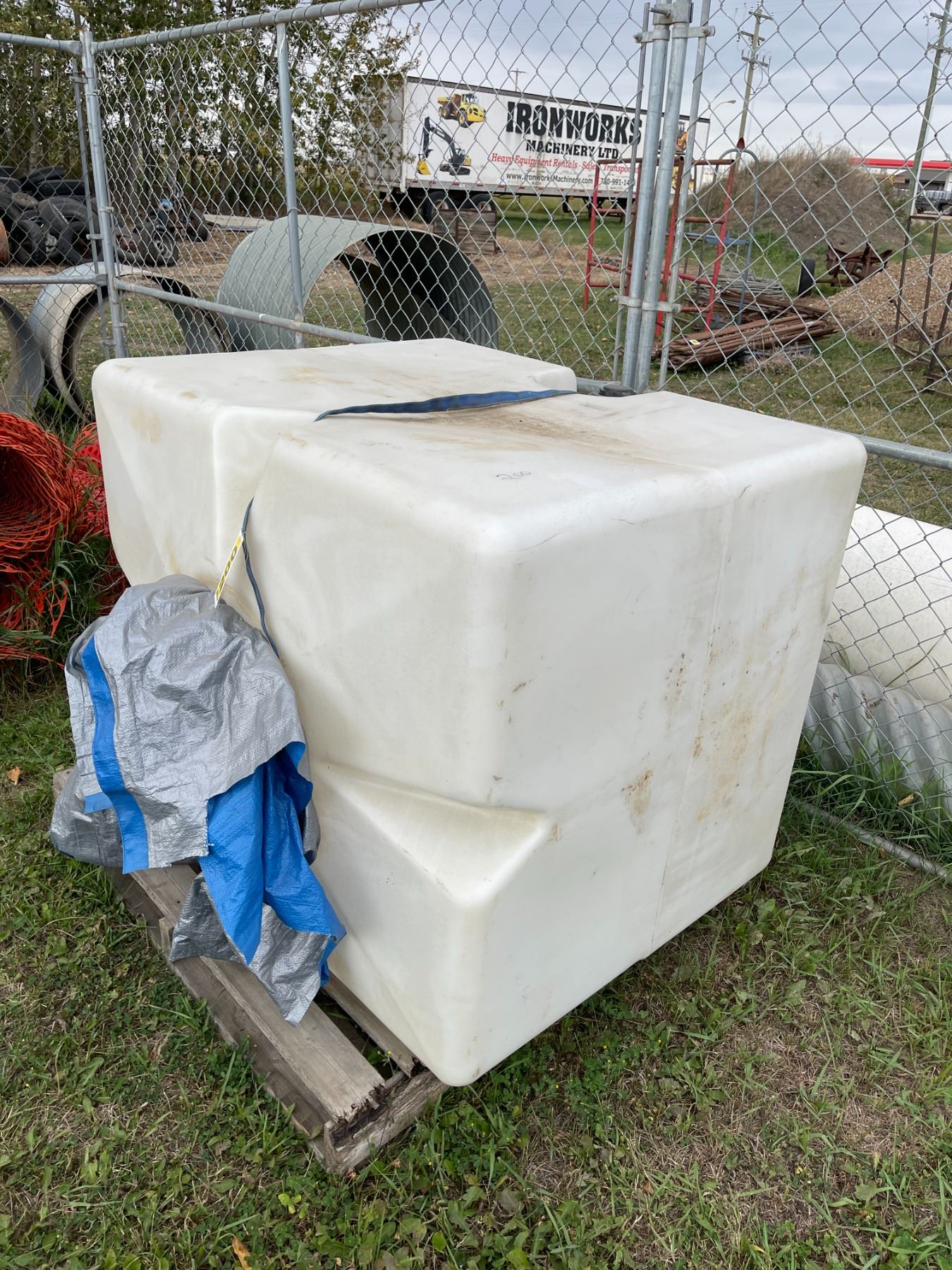 200-gal plastic water tank