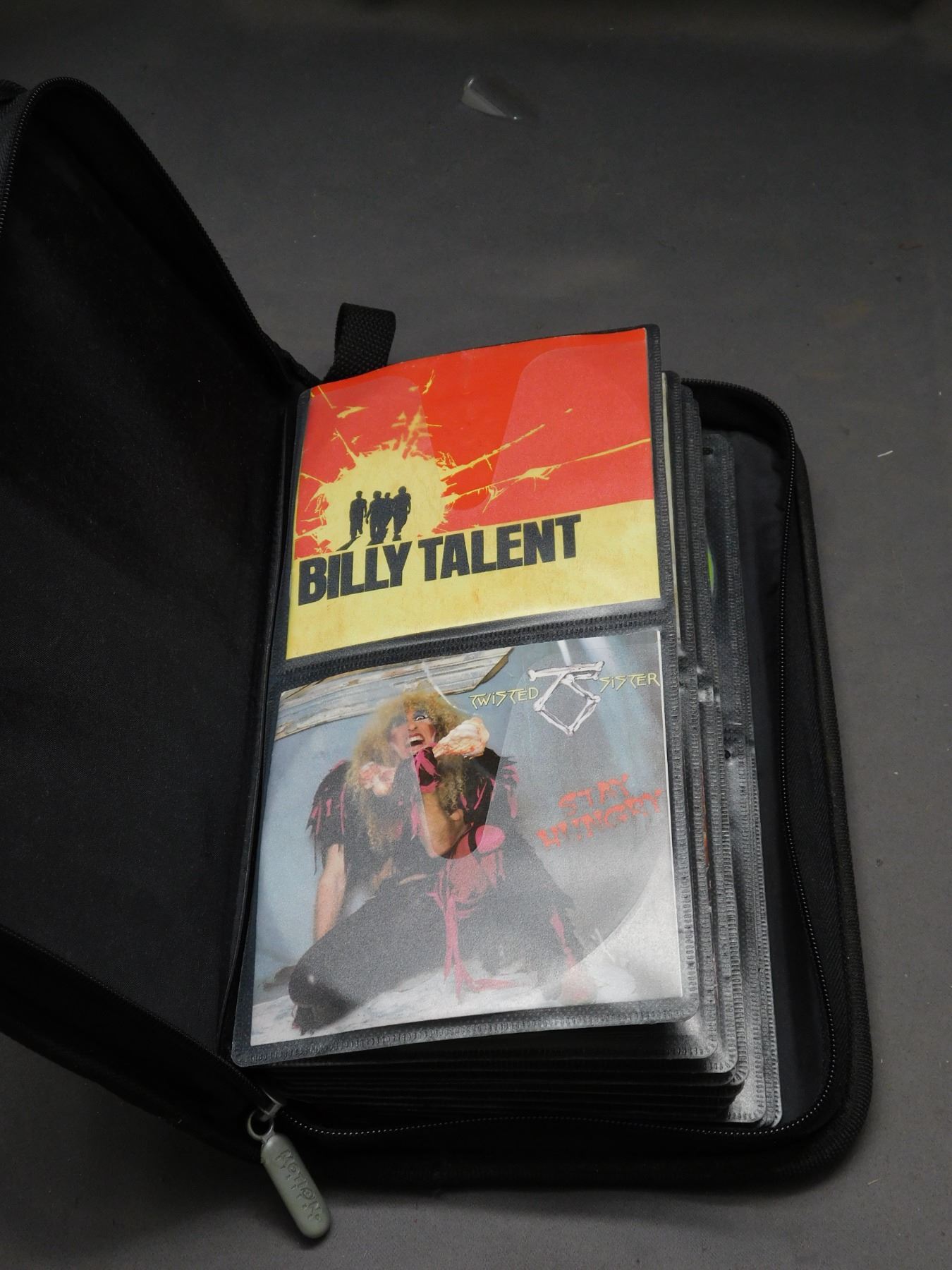 Binder of CDs Lots of Pop Punk, Rock, Billy Talent, Evanescence ...