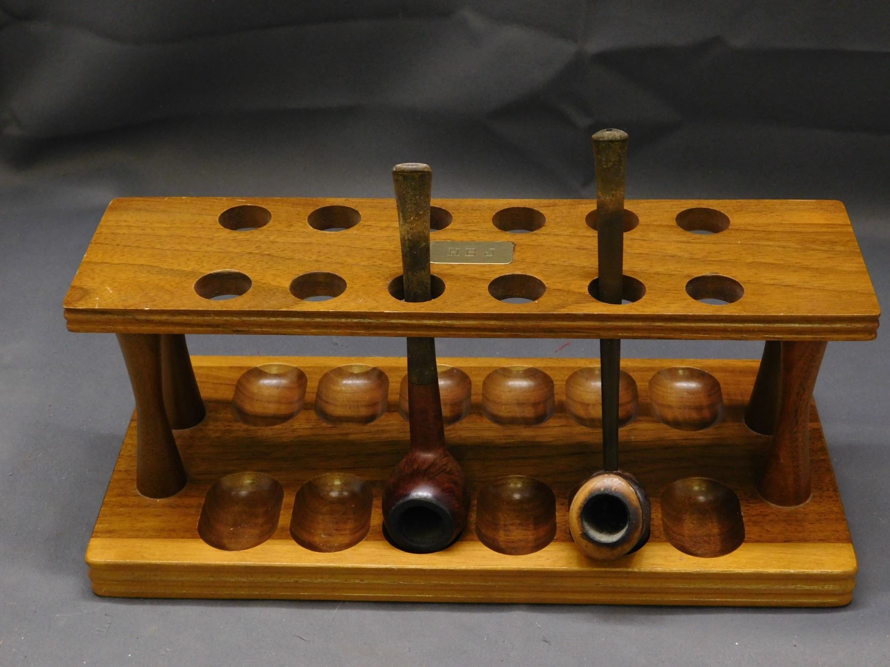 Walnut Pipe Stand w 2 Pipes Decatur Industries
