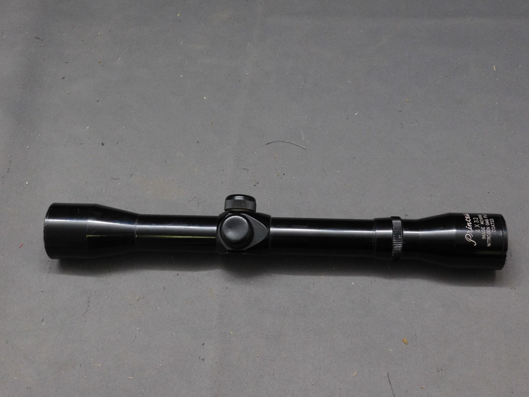 Princess 4 x 32 Image Moving Nitrogen Gas Filled, Coated Rifle Scope