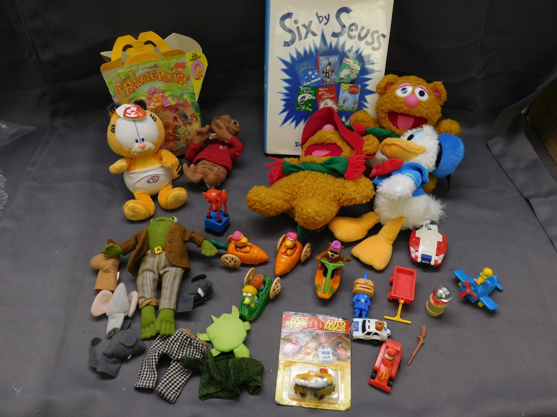 Lot of Assorted Vintage Toys Fraggle Rock, Plushies, Frog & Toad ...