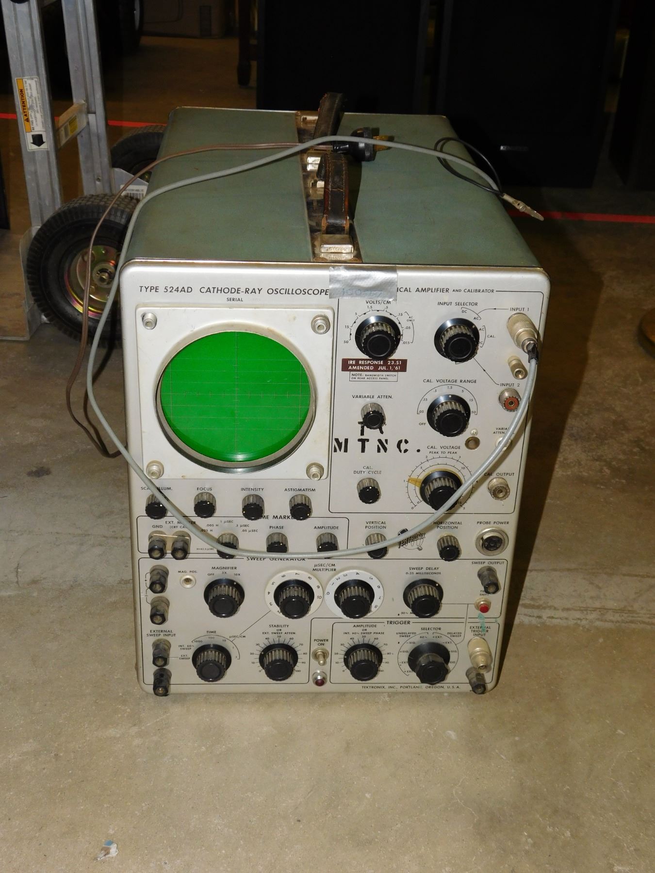 type 524AD cathode-ray Oscilloscope Amplifier and Calibrator