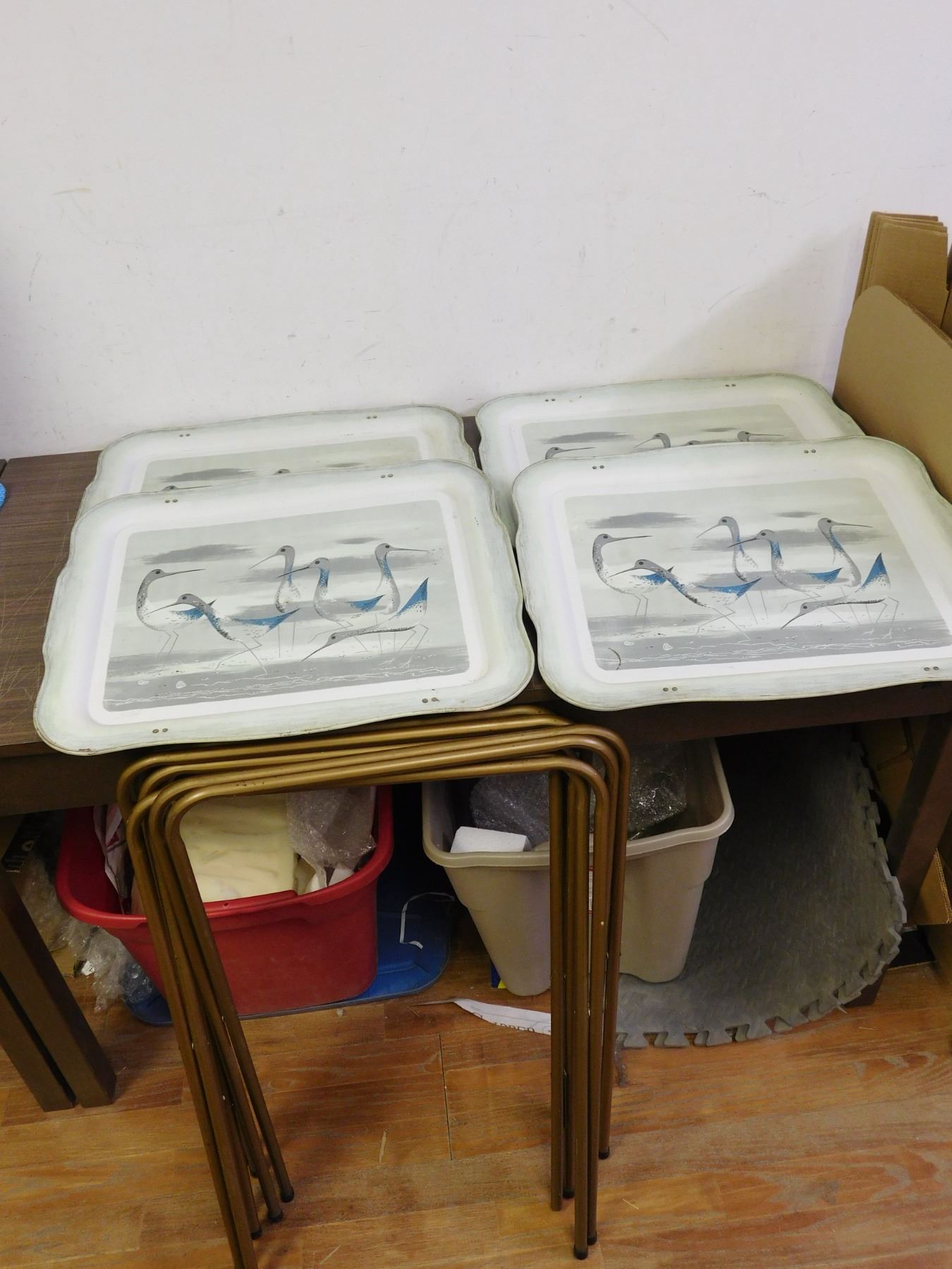 Lot of 4 Folding TV Trays Dinner Tables Seagull Design