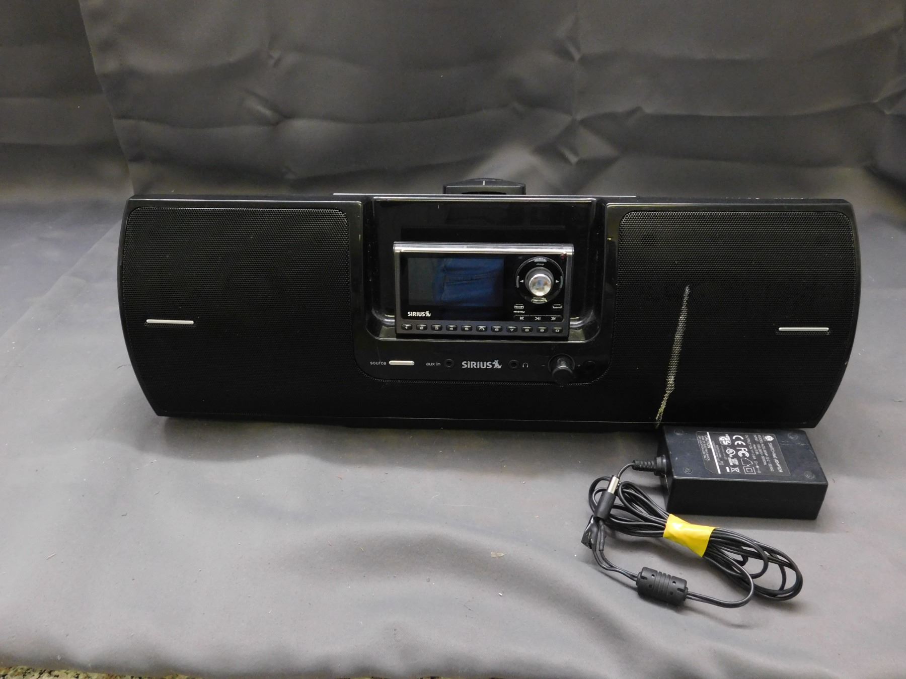 Sirius Model CH-1205 Radio