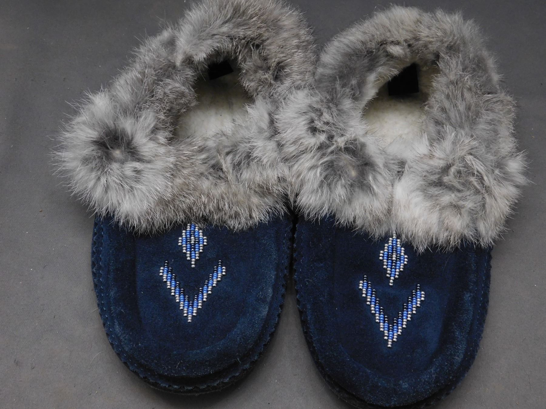 Manitobah Mukluks L5 Dark Blue with Grey Animal Fur, Blue & White Beadwork