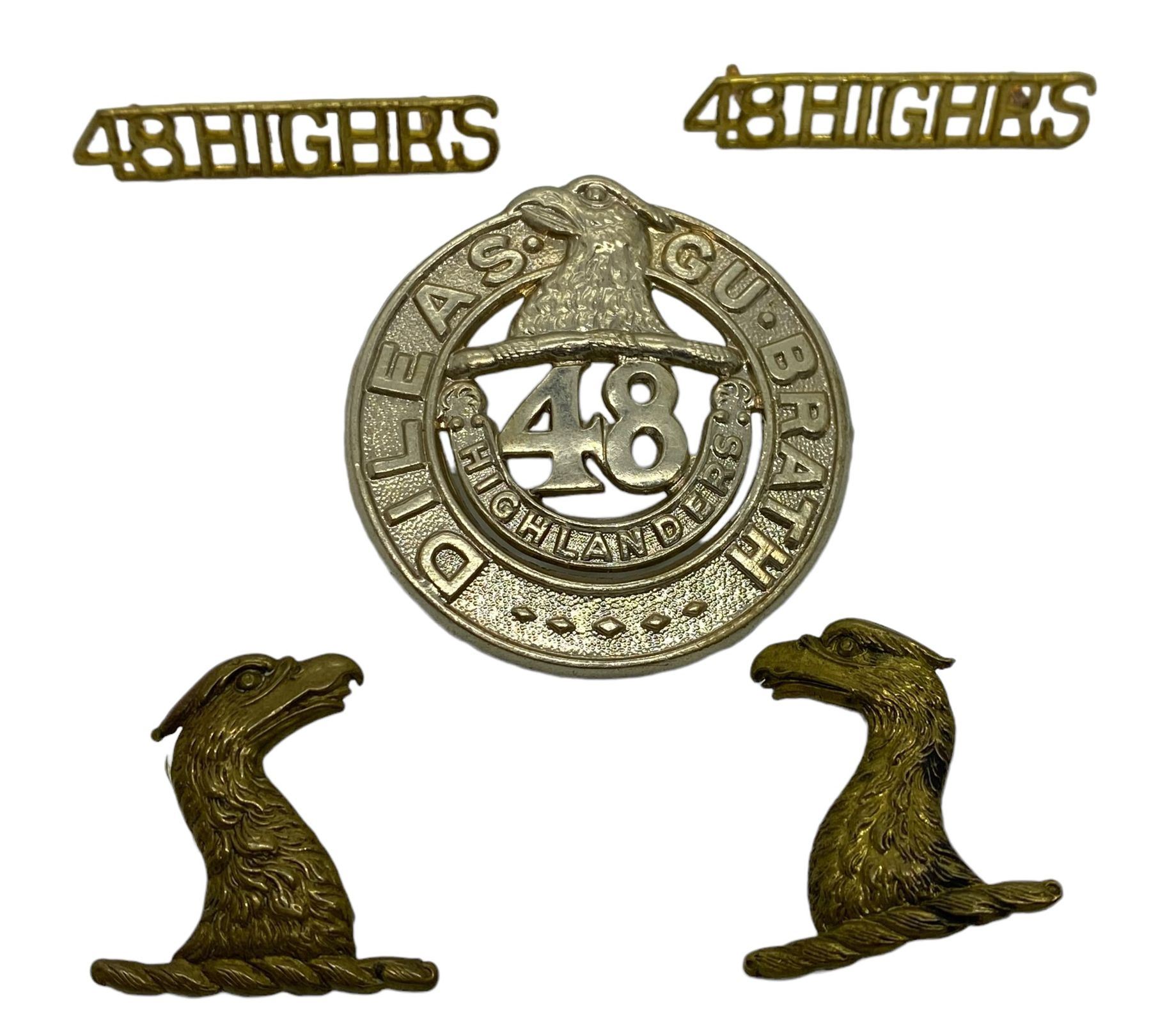 48th Highlanders Badge Set