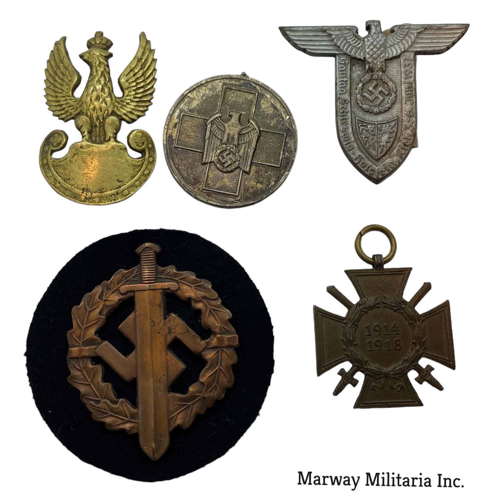 Lot of WW2 era German Nazi Badges