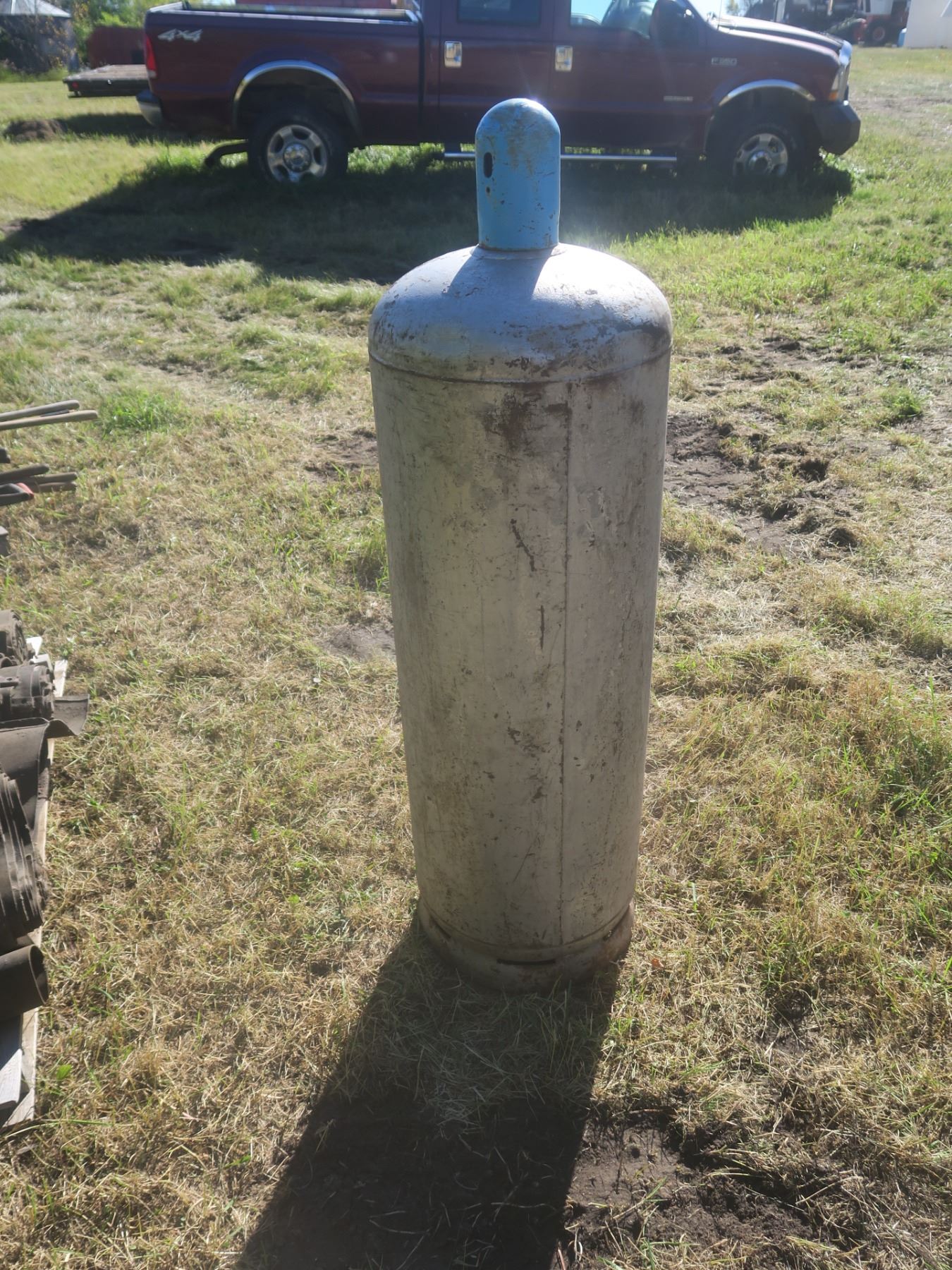 large propane tank - Schmalz Auctions
