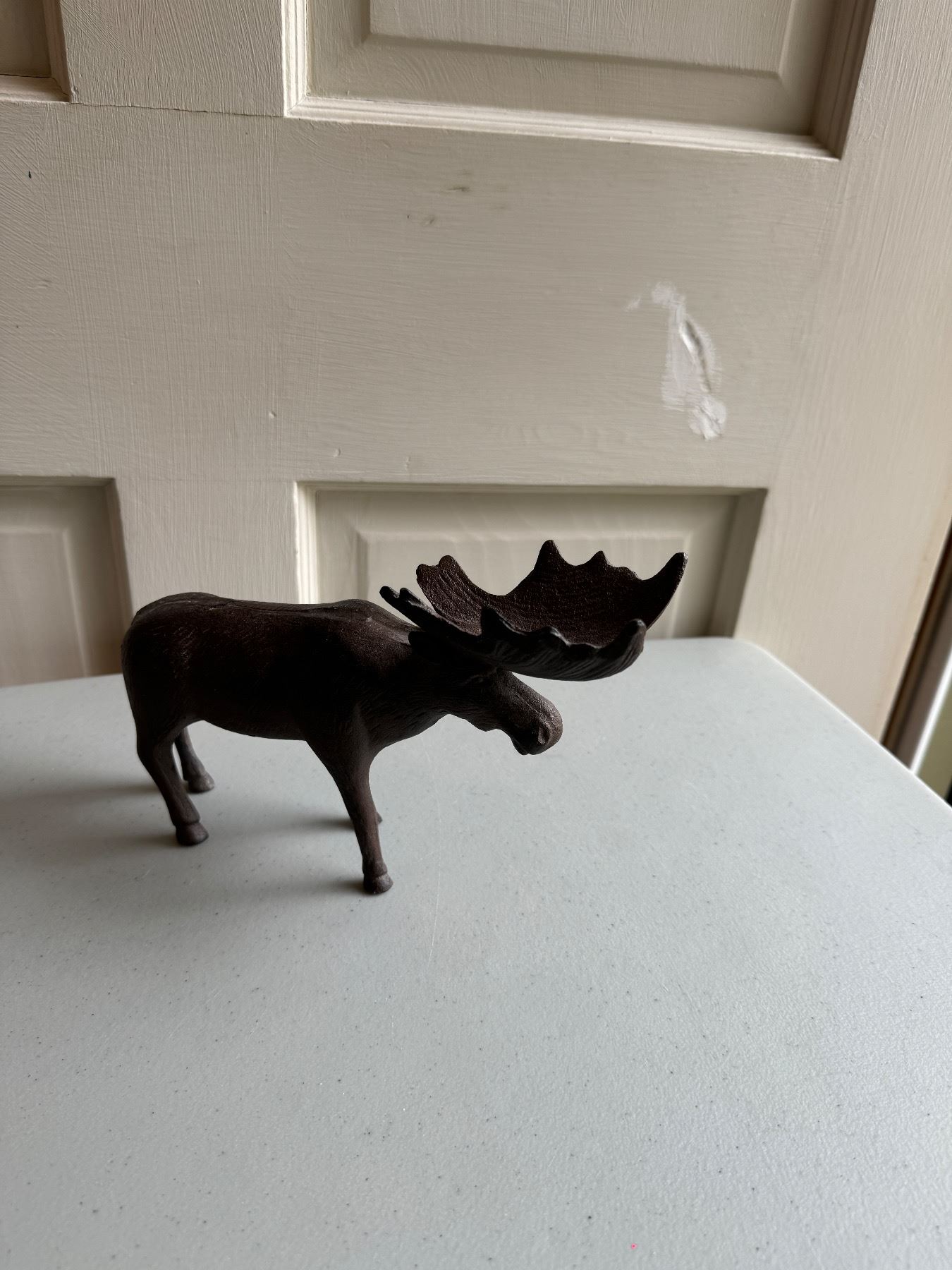 cast-iron moose decor