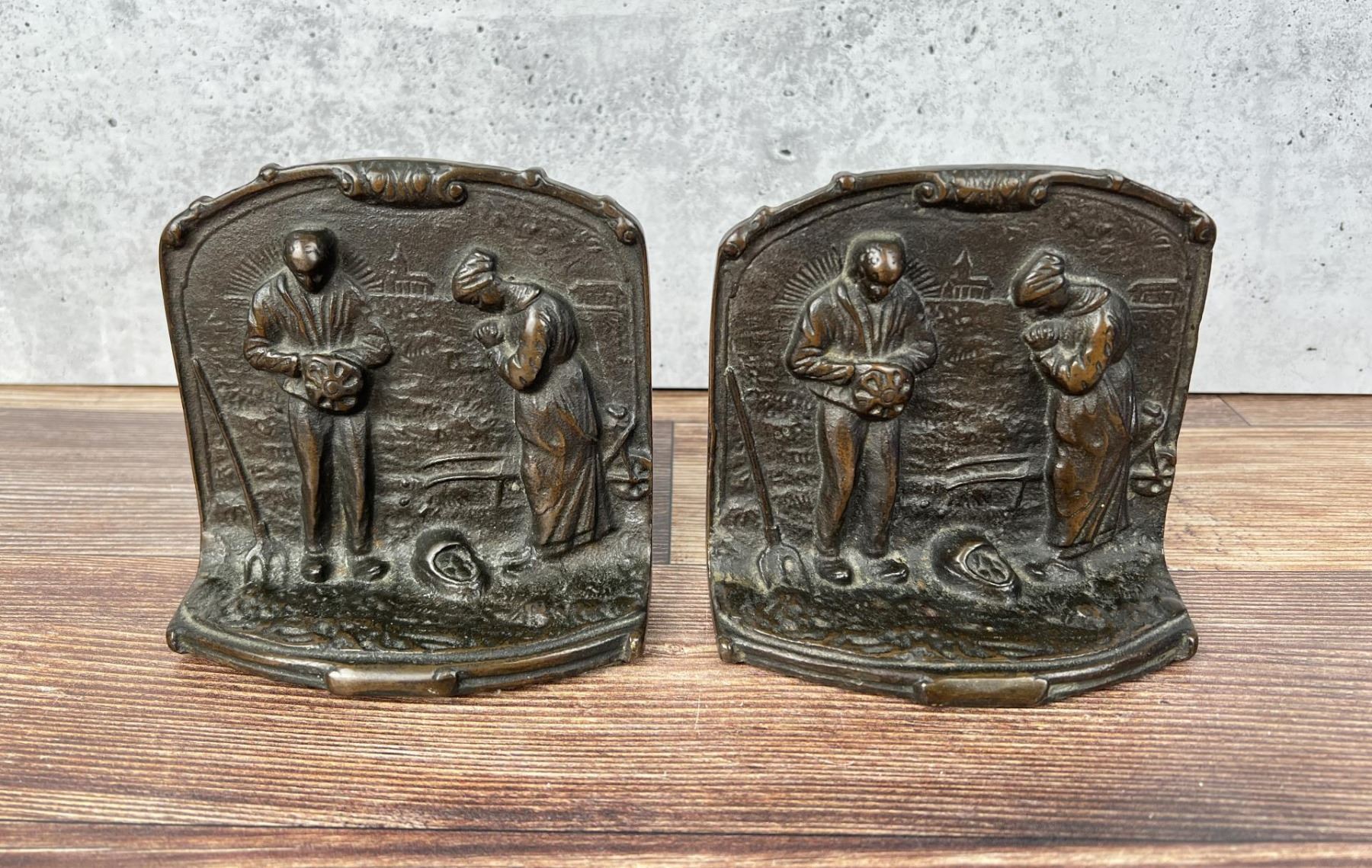 Antique Cast Iron Farmers Prayer Bookends