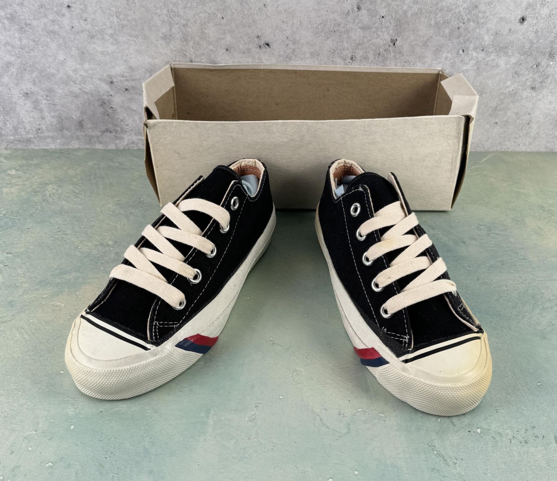 Vintage Black Pro Keds Lo Cut Basketball Shoes