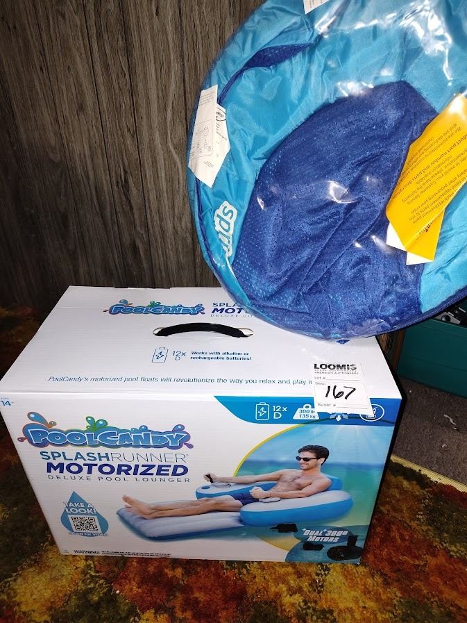 NEW MOTORIZED POOL LOUNGER