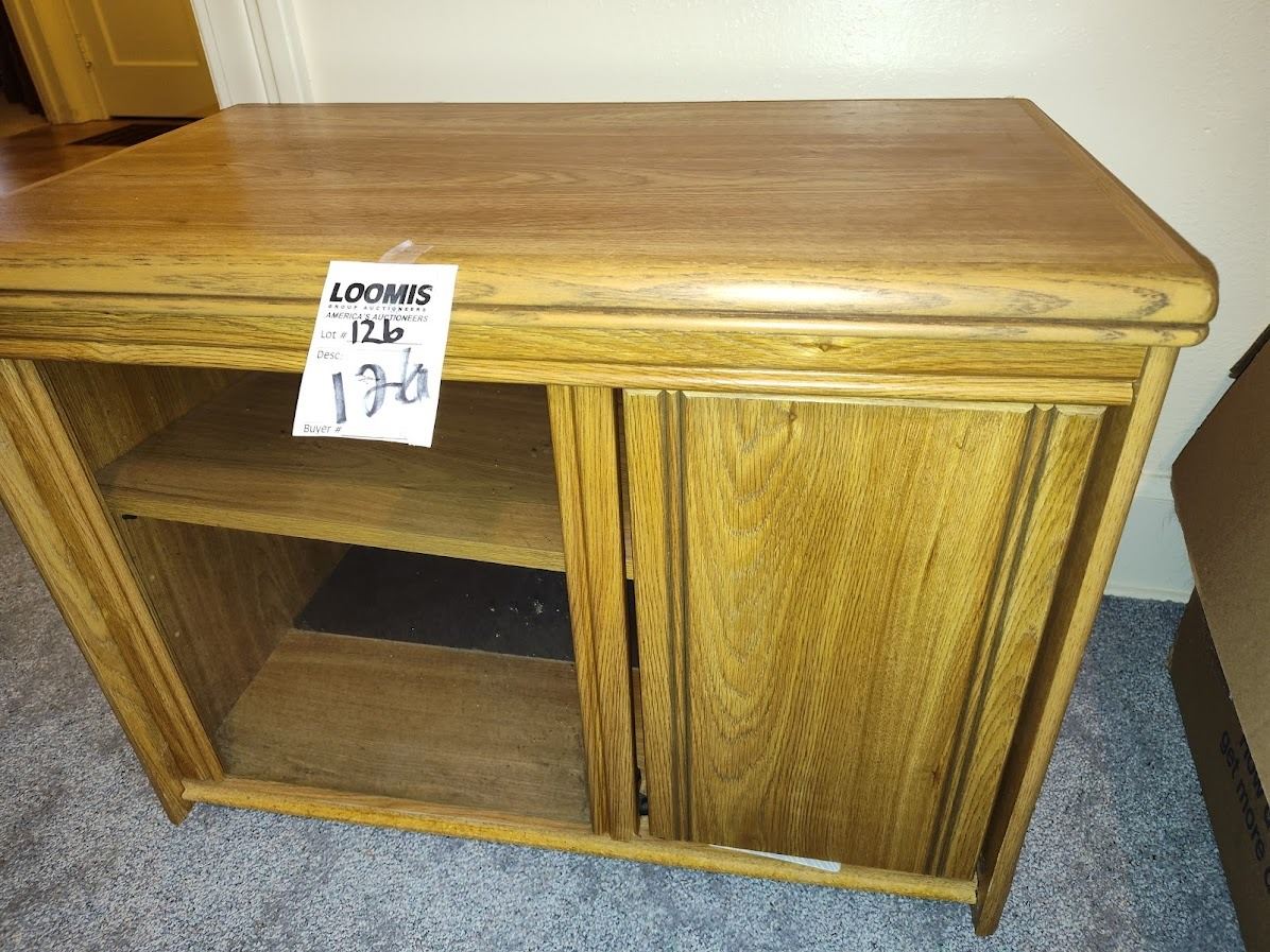 OAK GLASS DOOR STAND