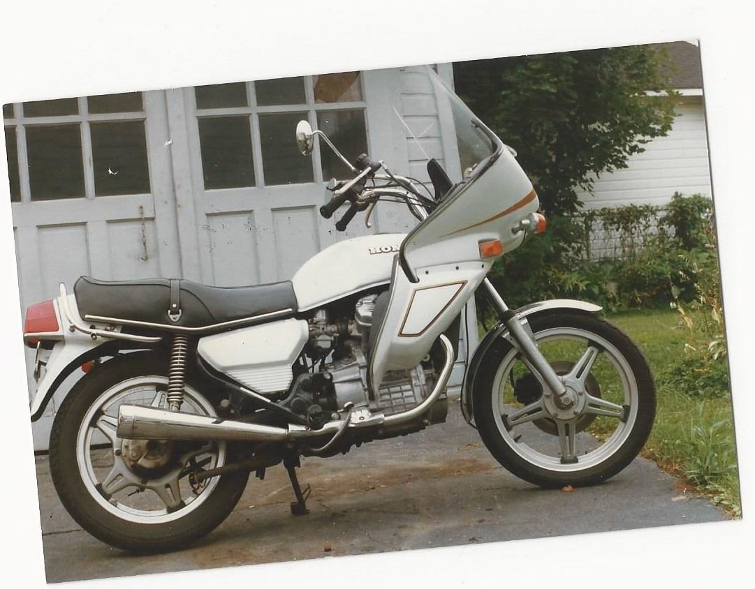 1978 HONDA MOTORCYCLE W 650 CC ENGINE