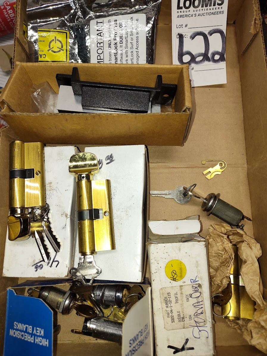 NEW ASSORTED LOCK BUNDLE