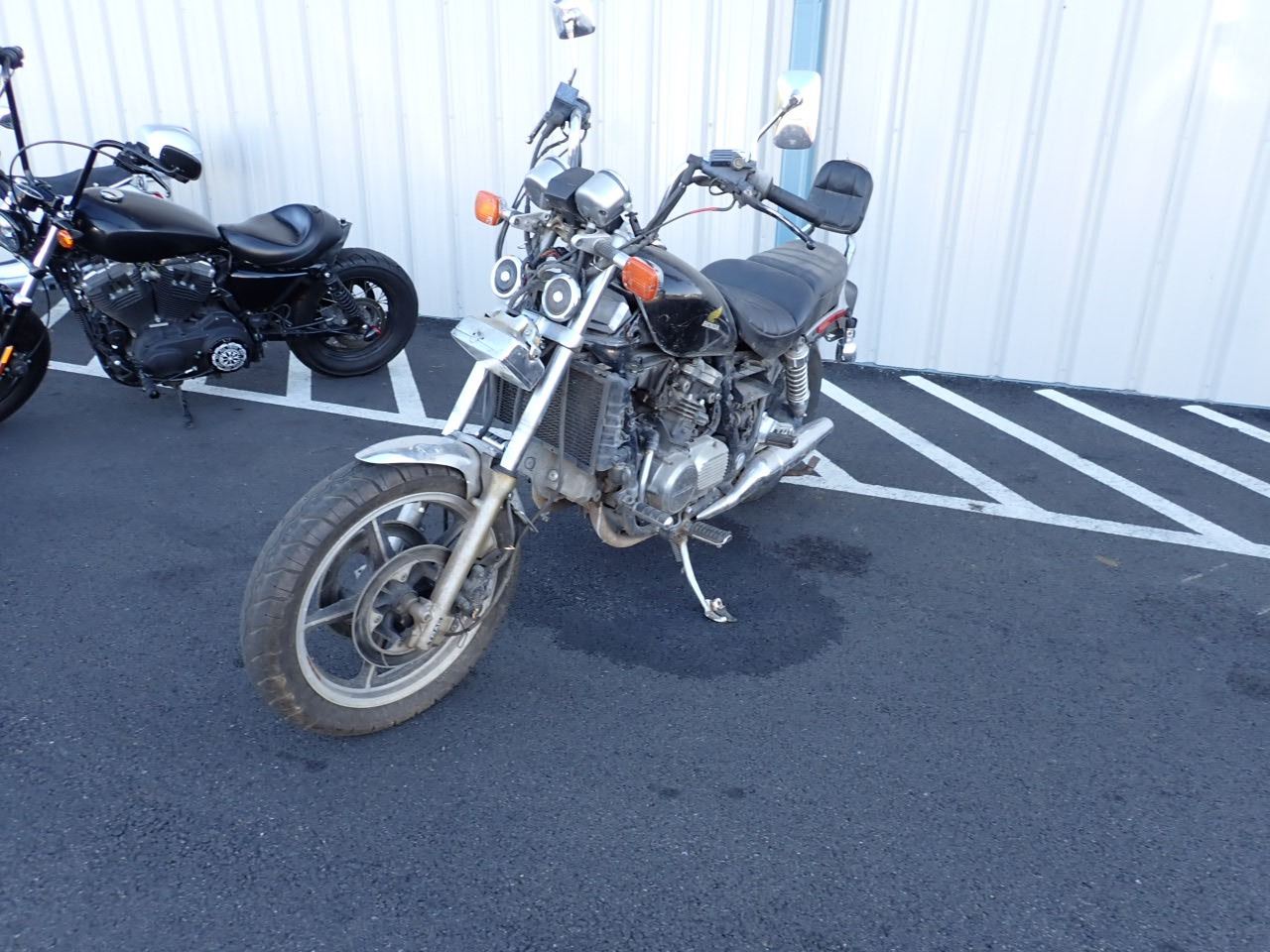 1986 Honda VF700 - Speeds Auto Auctions