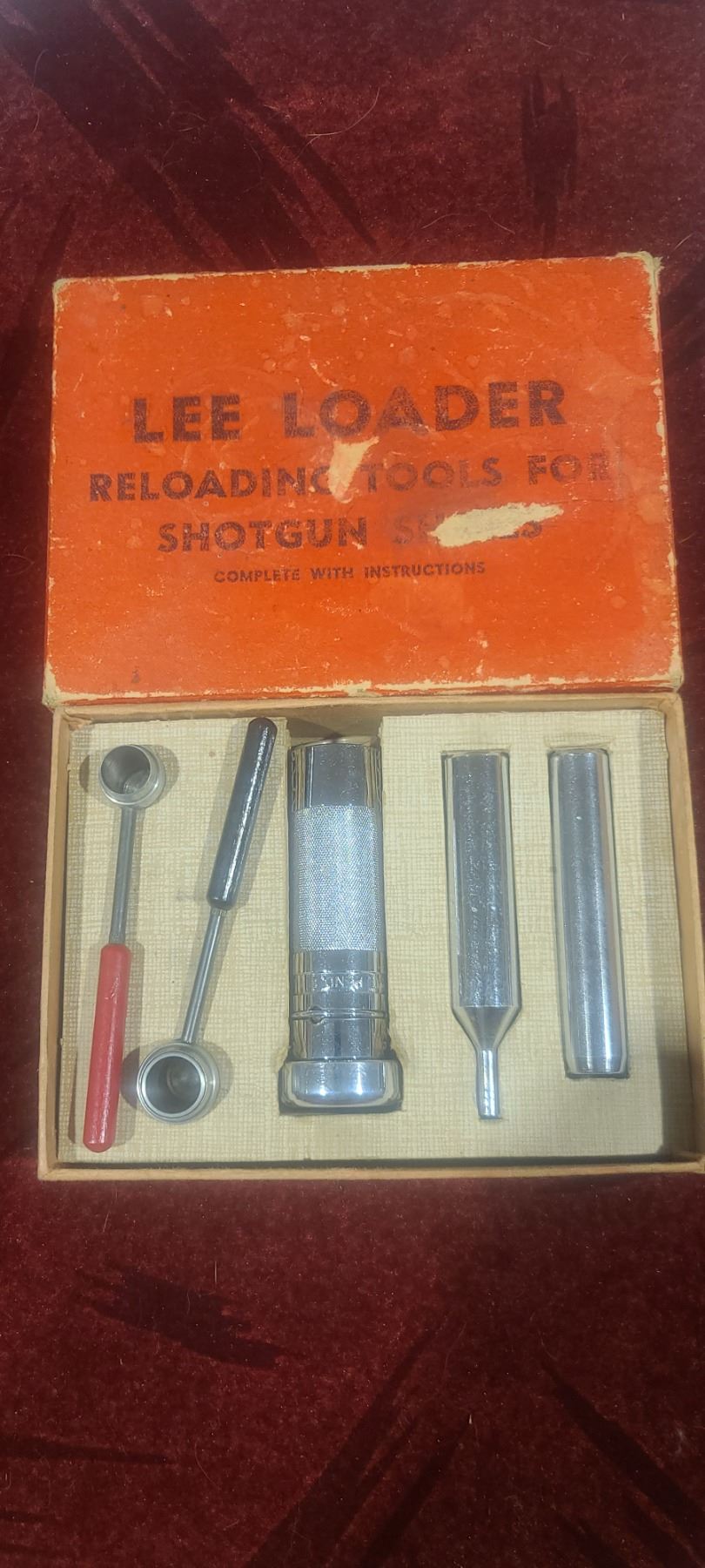 LEE LOADER - RELOADING TOOLS FOR SHOTGUN SHELLS