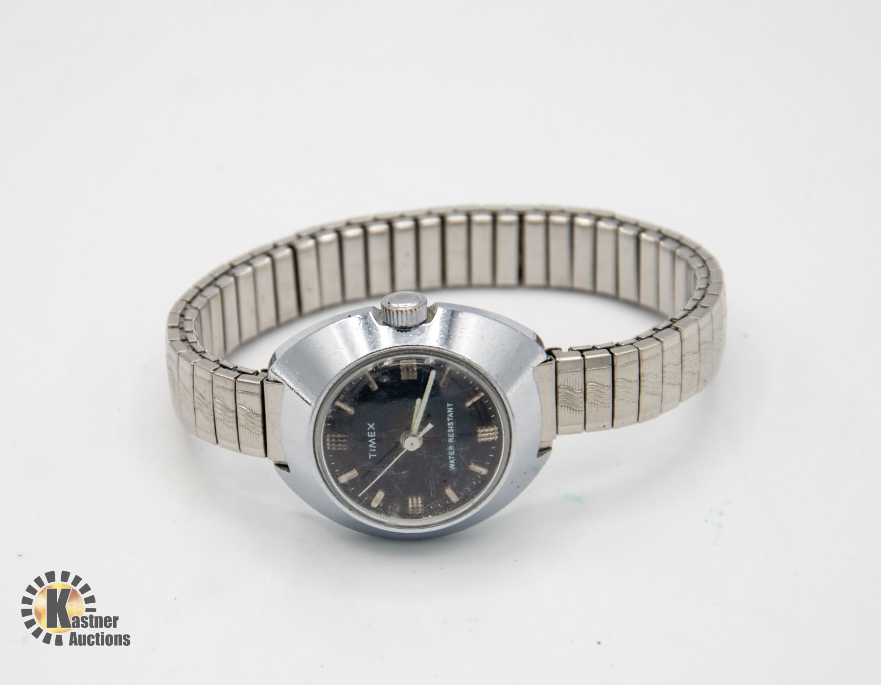 VINTAGE TIMEX MECHANICAL LADIES WATCH, RUNS VINTAGE TIMEX MECHANICAL LADIES WATCH, RUNS