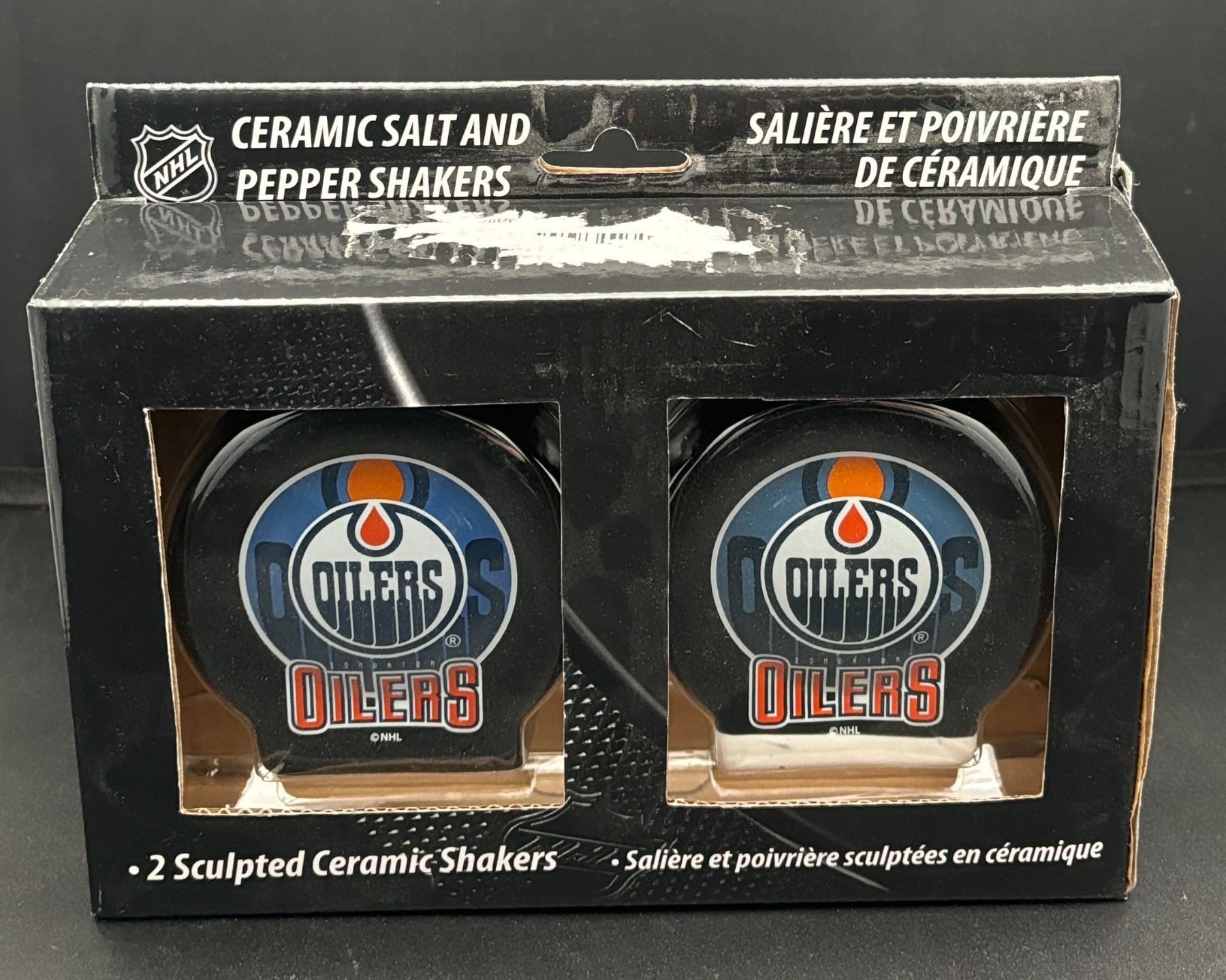 New Edmonton Oilers Ceramic Puck Design Salt & Pepper Shakers