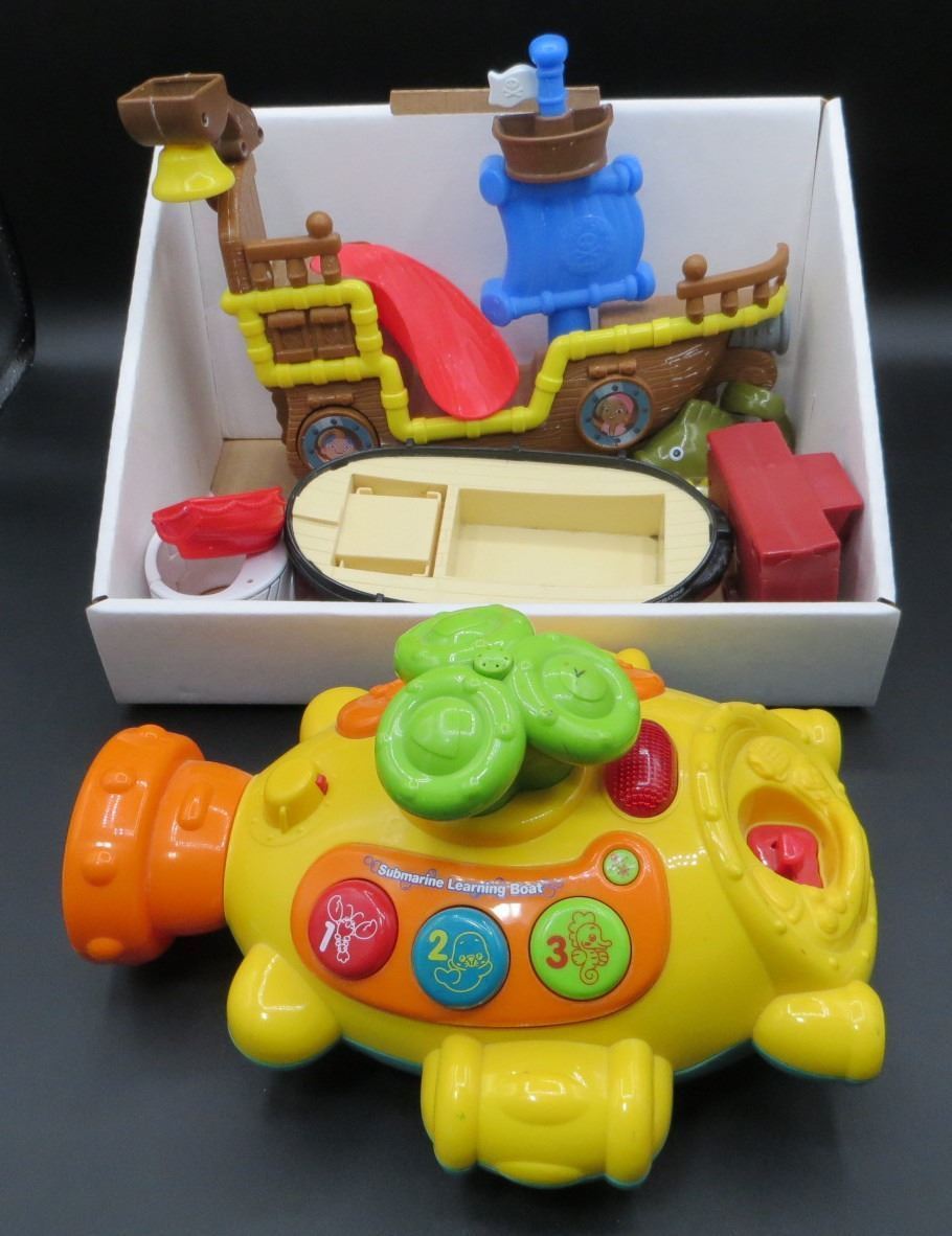 Collection Of Kids Water Toys Jake & The Neverland Pirates Boat ...