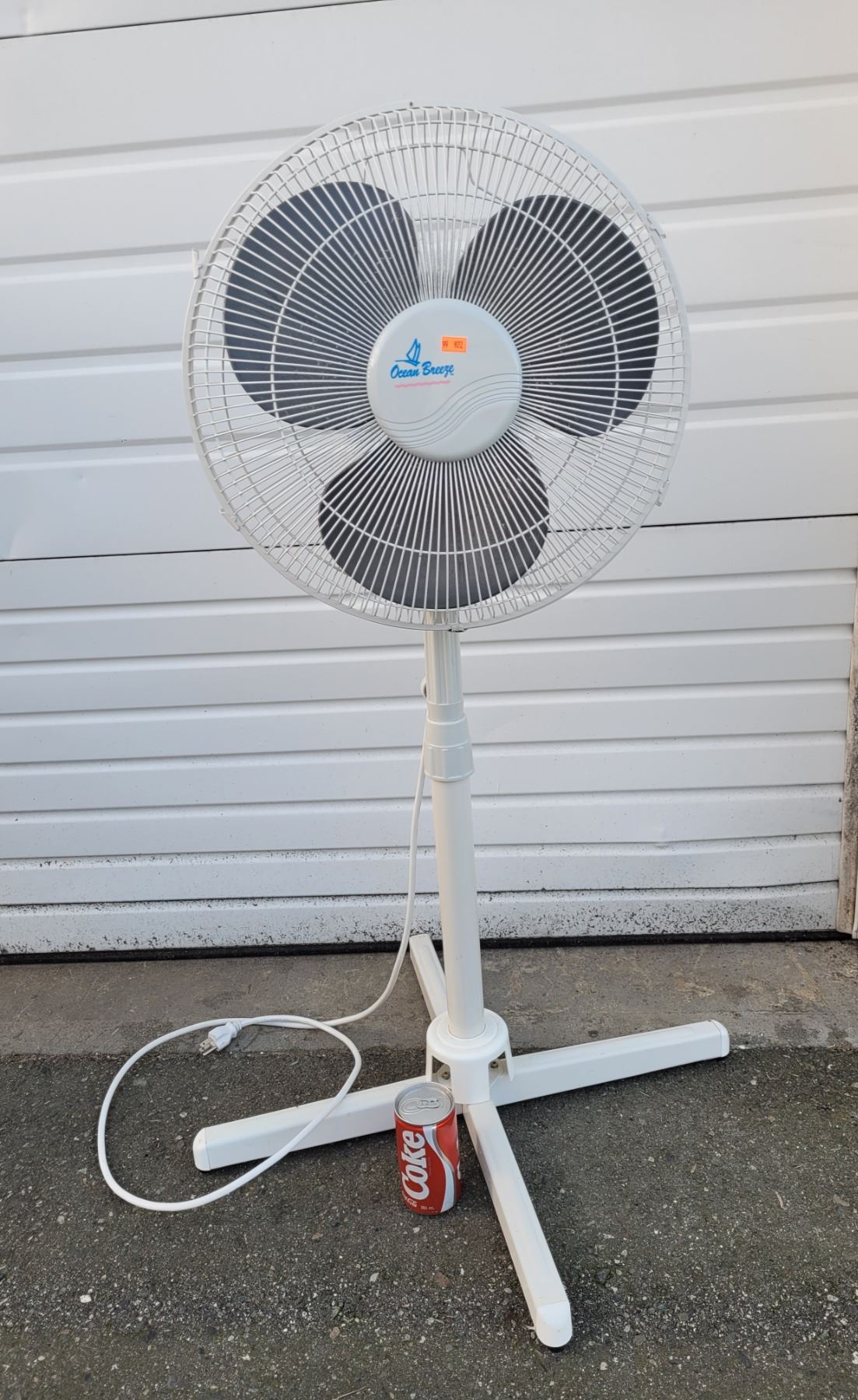 Ocean Breeze Standing Fan