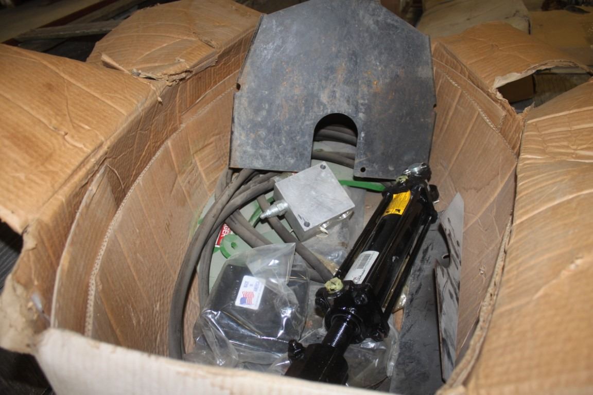 Frontier hydraulic deflector kit for snowblower