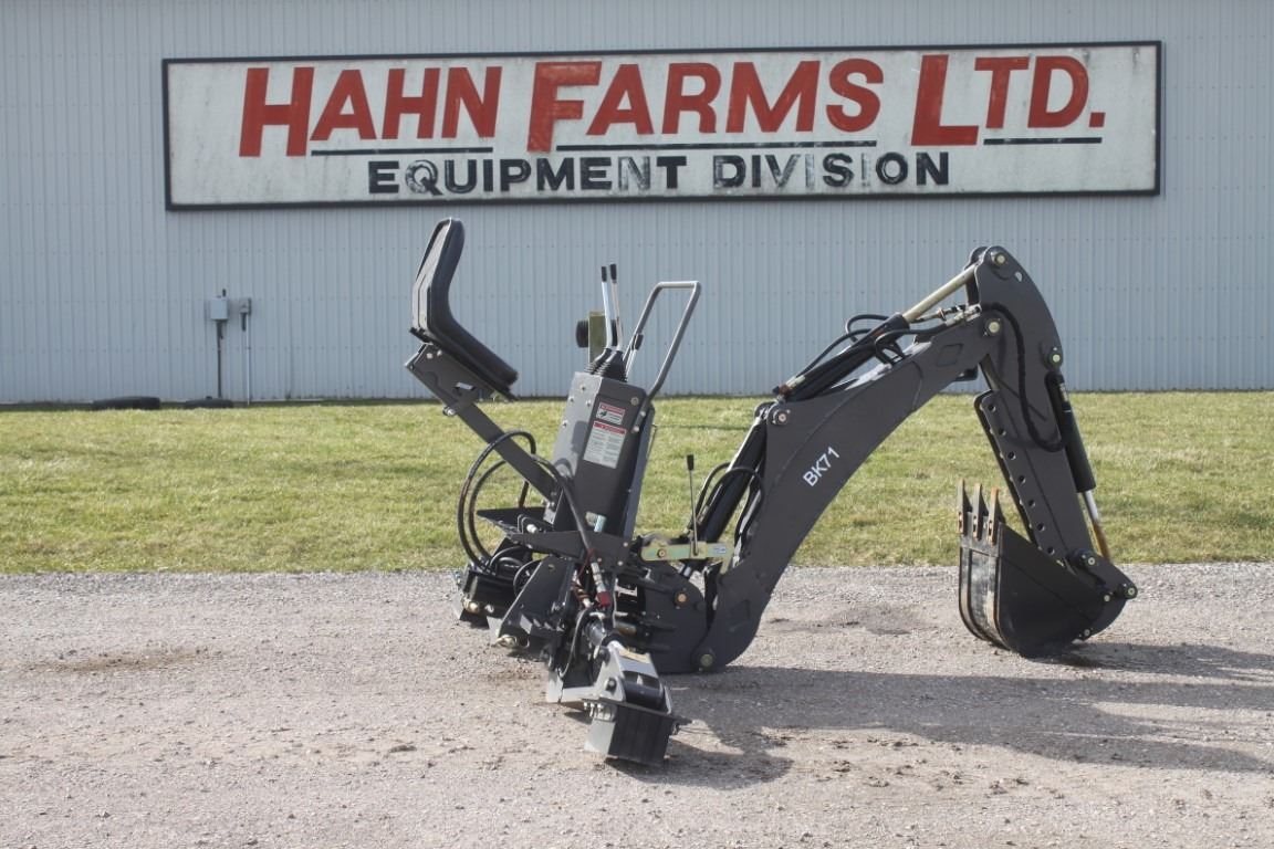 BE BK71, 3pth backhoe attachment, digging bucket, 7' 2" dig depth