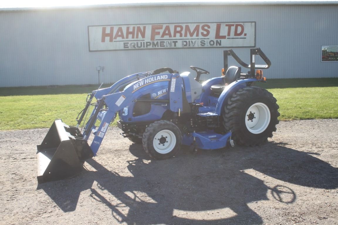 New Holland WorkMaster 40 4wd compact tractor, 140TL loader, 266BMM mid ...
