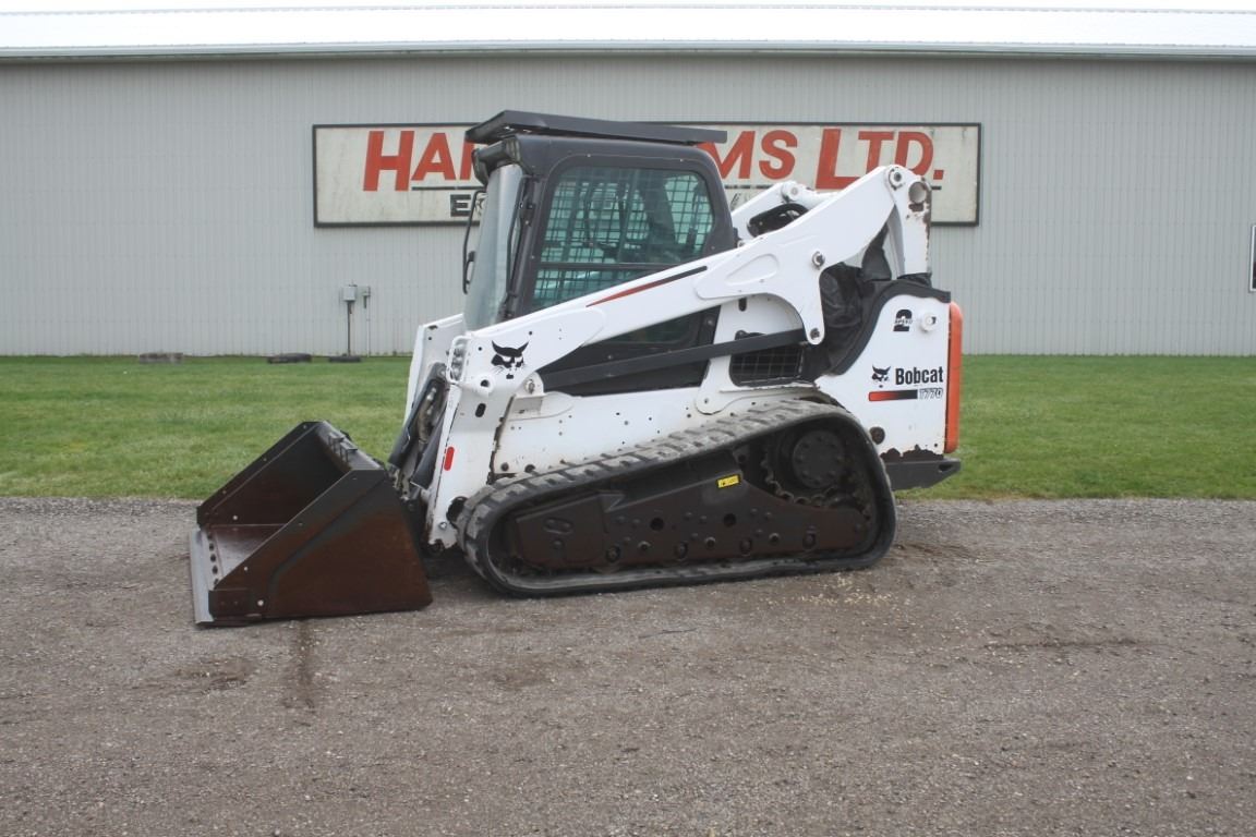 Bobcat T770 track skidsteer, cab, air, radio, 2503 hours