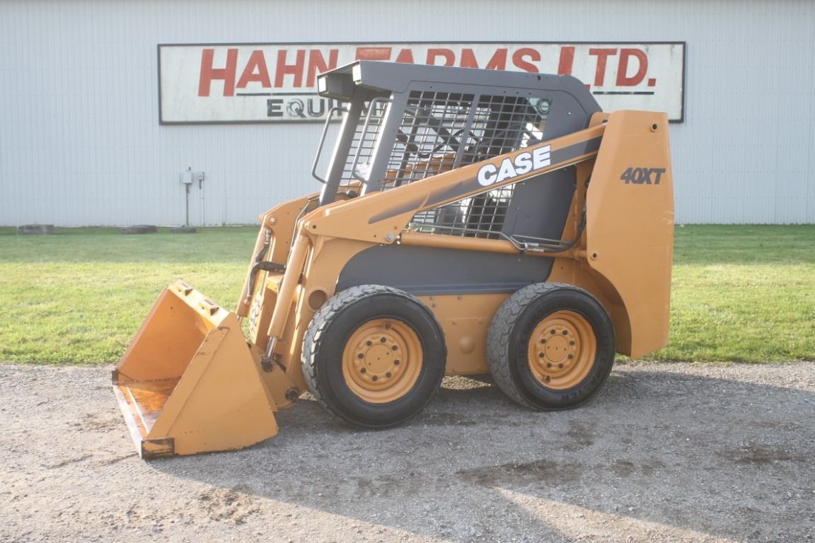Case 40XT skidsteer, rops, 1972 hours