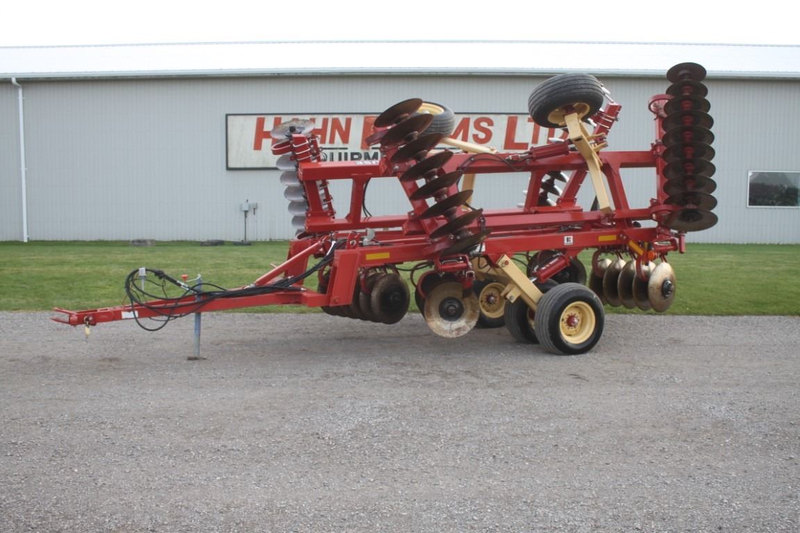 Kraus 7300 18' hydraulic folding rock flex disc, low acres