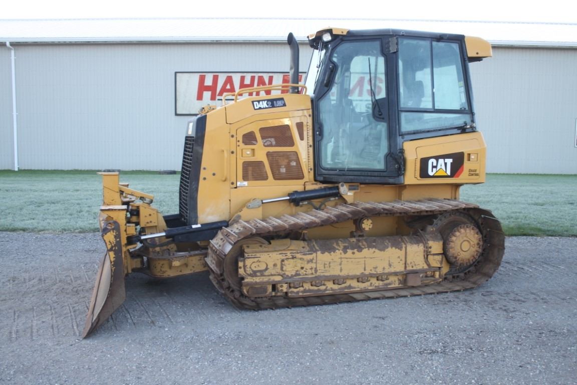 Caterpillar D4K2 LGP dozer, cab, air, Grade Control ready, 4502 hours