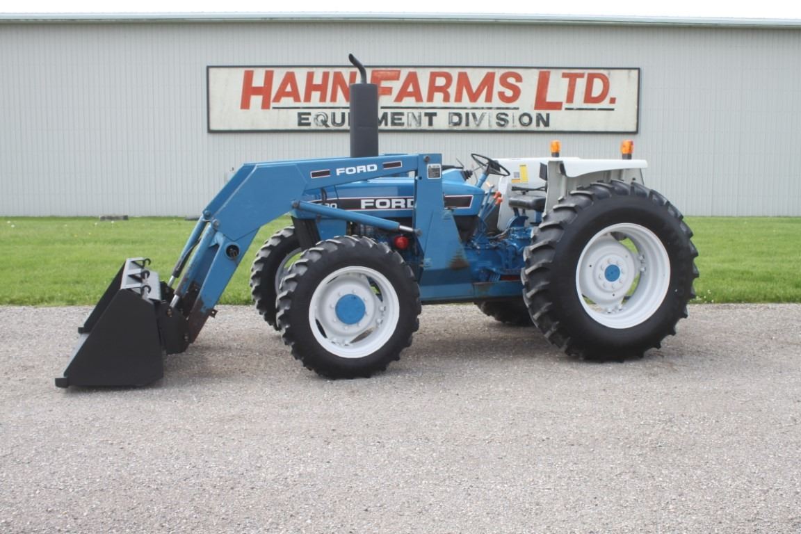Ford 4630 4wd tractor, loader, 2889 hours