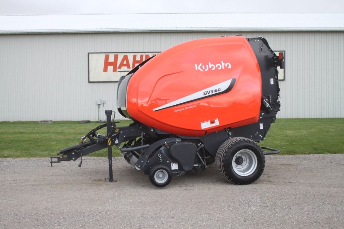 2022, Kubota BV 5160 round baler, net wrap, cutter